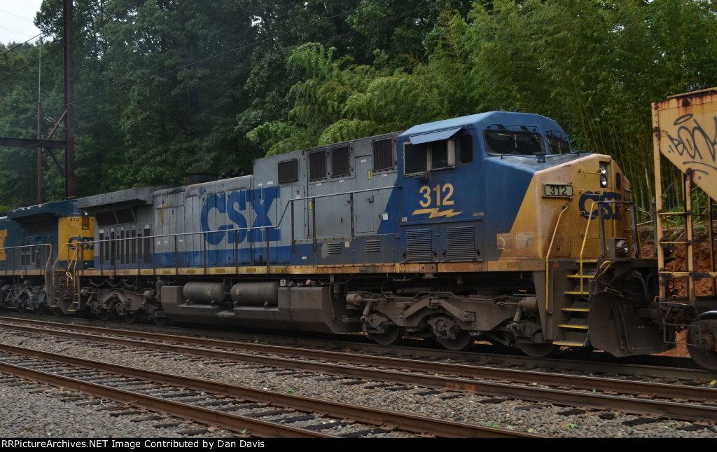 CSX AC44CW 312 on K533-04